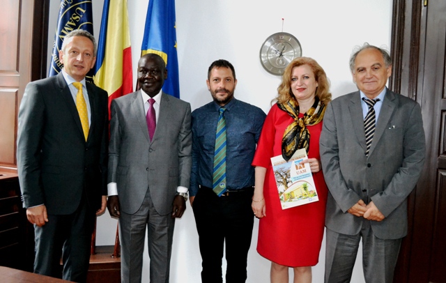 Vizita rectorului Pr. OMAR GUEYE de la University Amadou Mahtar MBow ...