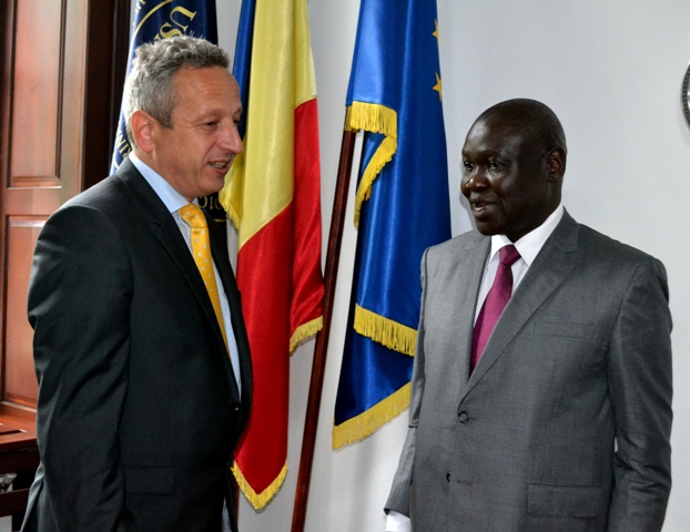 Vizita rectorului Pr. OMAR GUEYE de la University Amadou Mahtar MBow ...